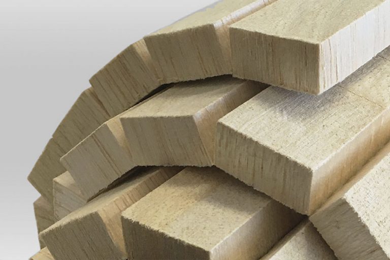 Madeira Balsa - Manual de Construção de Barcos